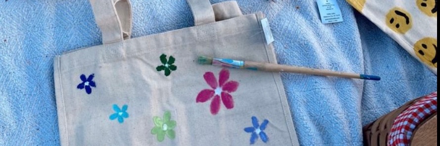 Book tickets for Sip and Paint: Tote bag picnic Edition